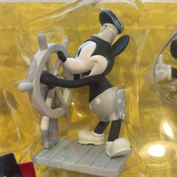 Disney | Other | Disneys Mickey The True Original Collectible Deluxe ...